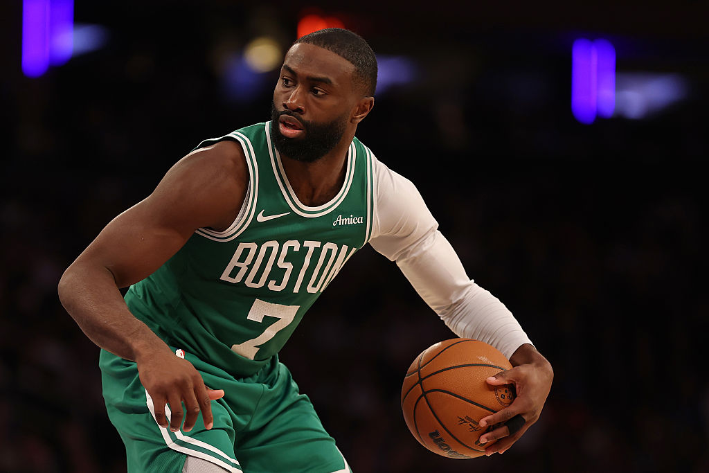 Jaylen Brown Goes Viral For Rubbing Fake Hairline On OG Anunoby’s ...